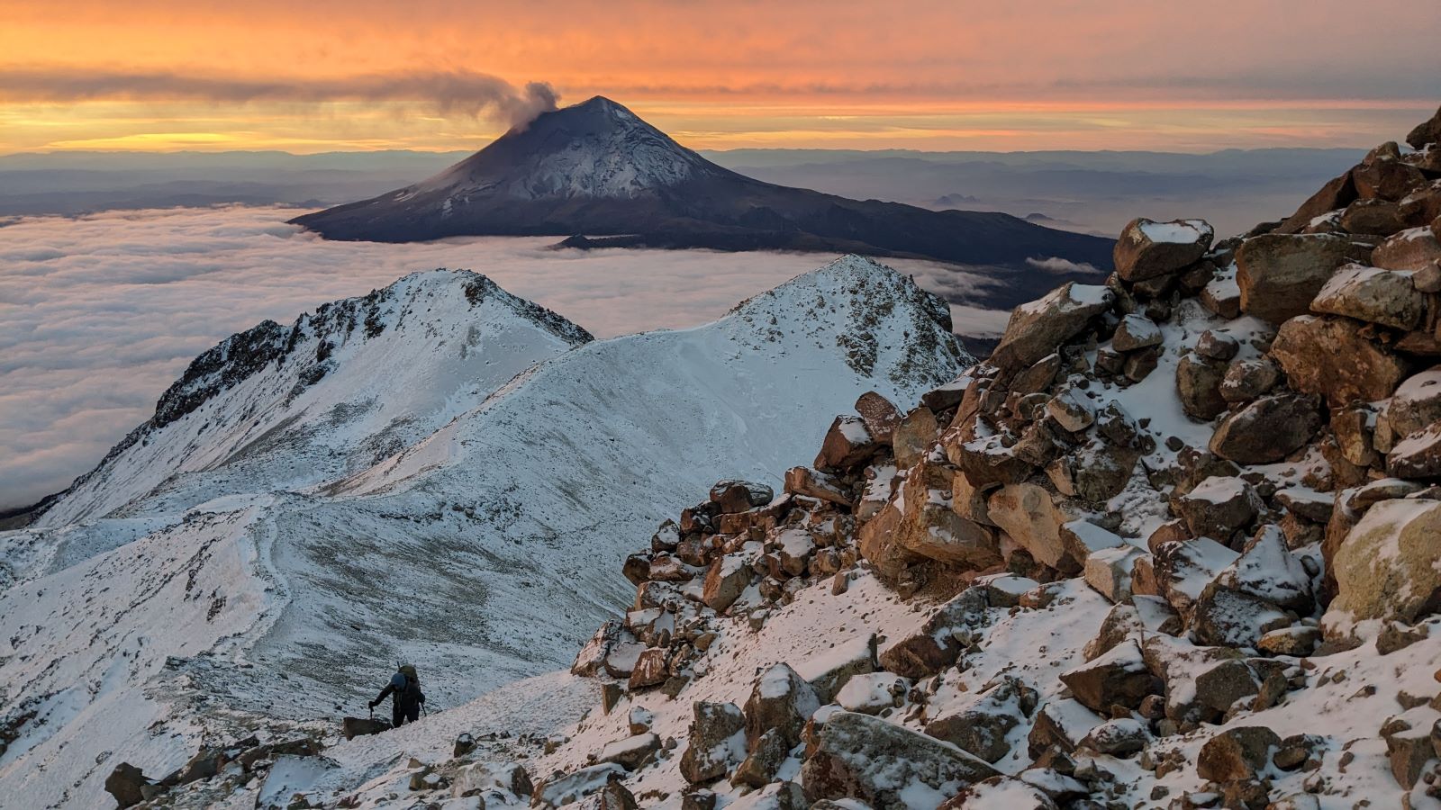 Climbing Iztaccihuatl – Mexican Volcanoes Part 2 - Climb From Injury